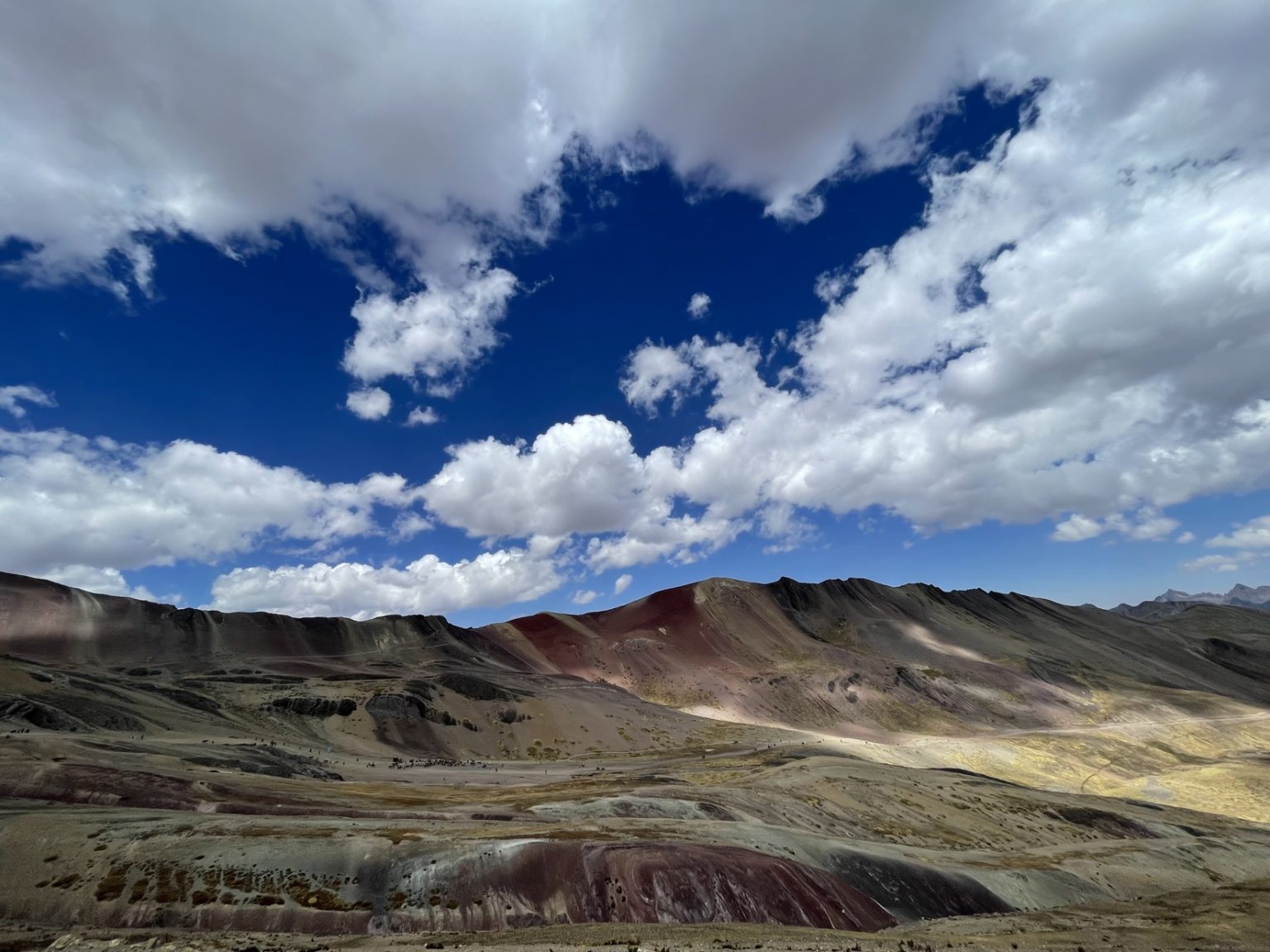 Travel Guide for Hiking to Palcoyo Rainbow Mountain in Peru